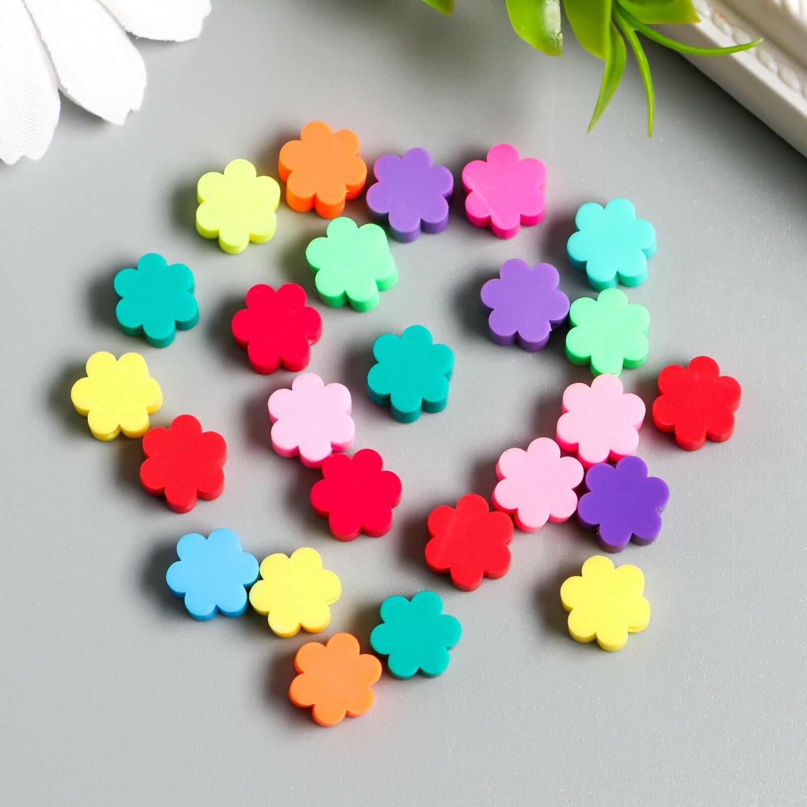 Бусины для творчества PVC "Яркие цветочки" набор 25 шт 0,5х0,9х0,9 см, 9127244