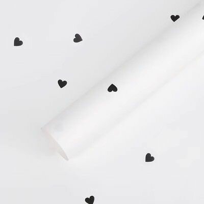 Пленка глянцевая для упаковки цветов, подарков "Сердечки" 58х58 - 20 шт. белый с черными сердечками