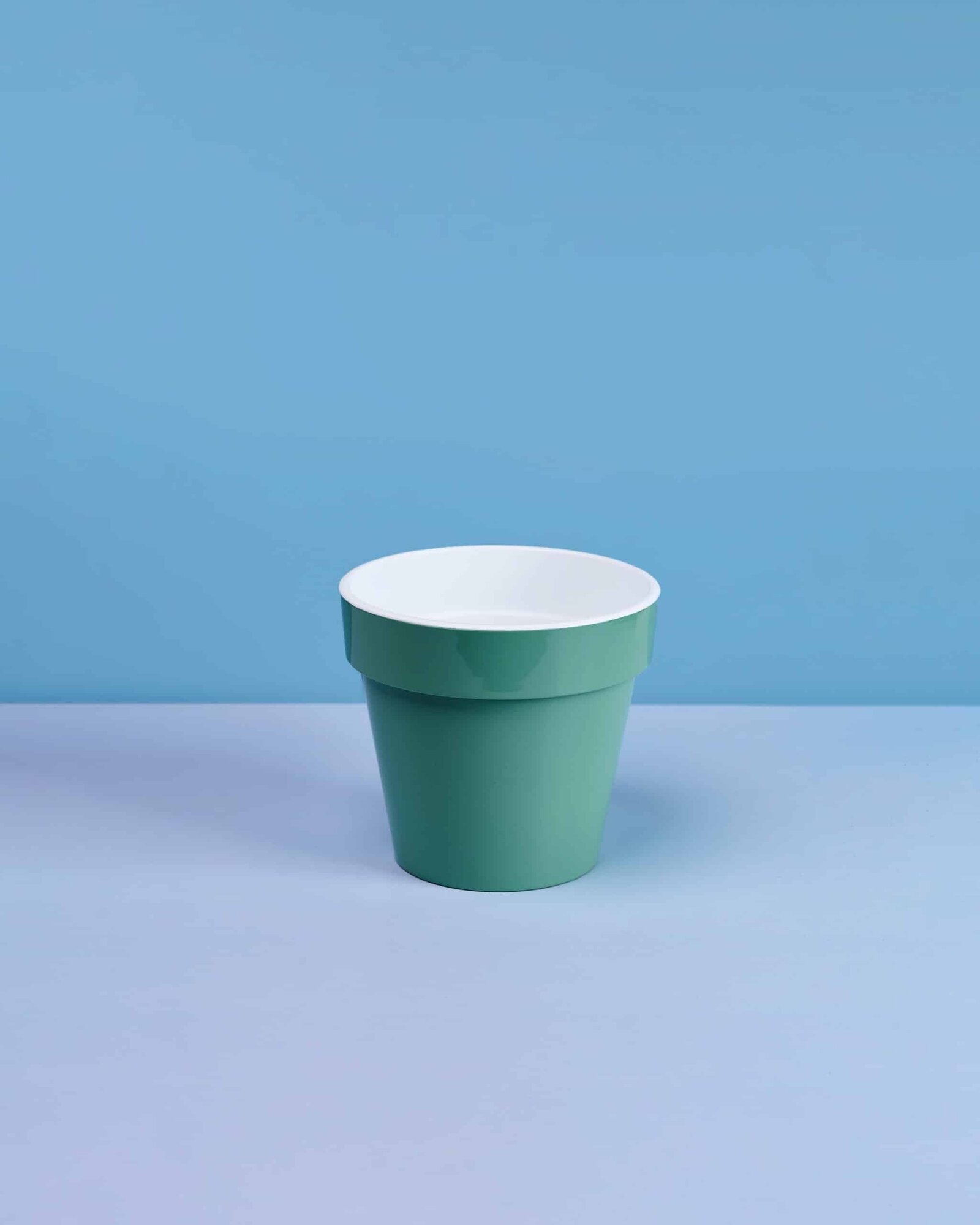 Кашпо для цветов Plast avenue / Пласт Авеню Порто со вставкой, пластиковое нефрит, диаметр 14.5см объем 1.0л