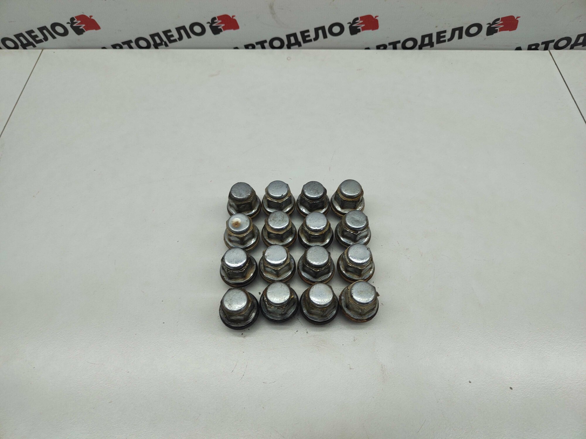 Гайки колесные комплект Mitsubishi RVR N28W 1994 г