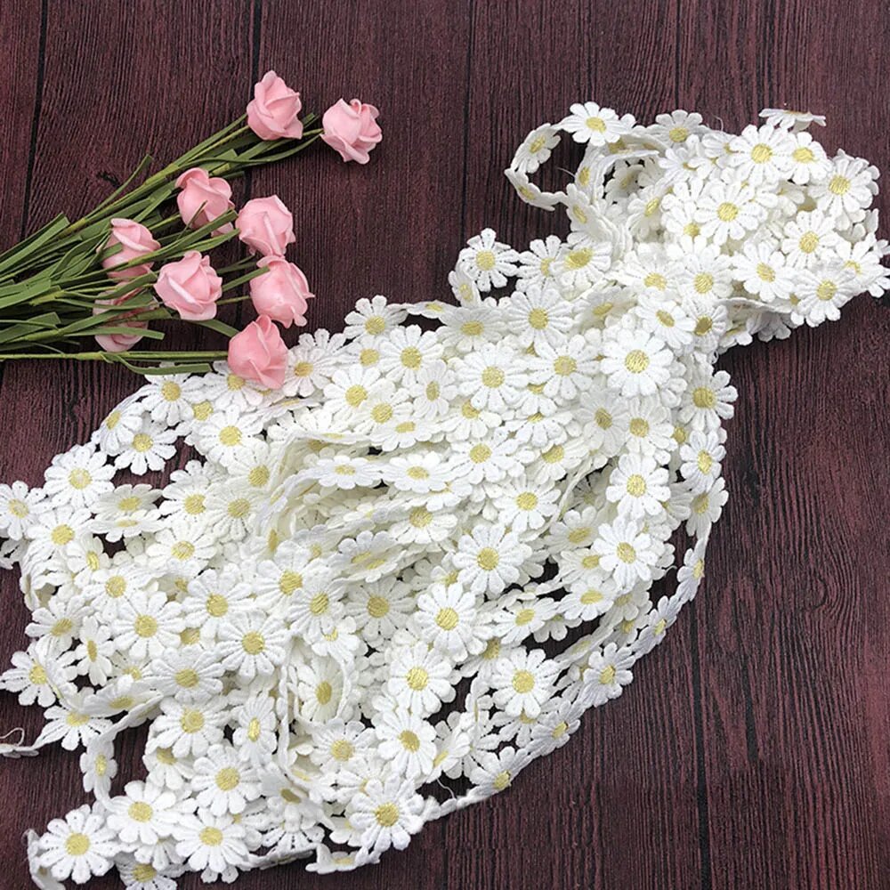 Кружевная лента белая с цветами, 5 Yard, 2.3см