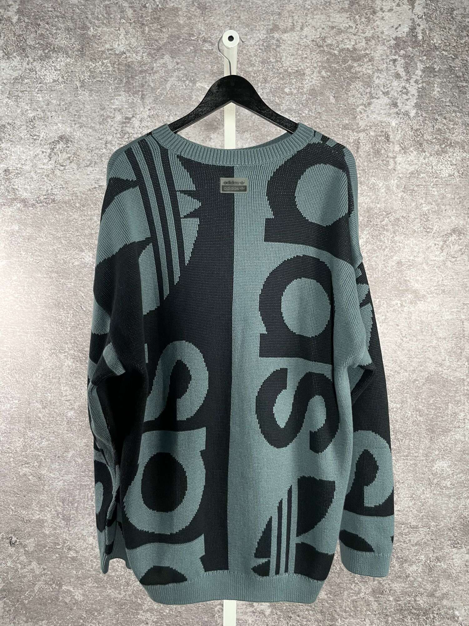 Свитер Sweet adidas