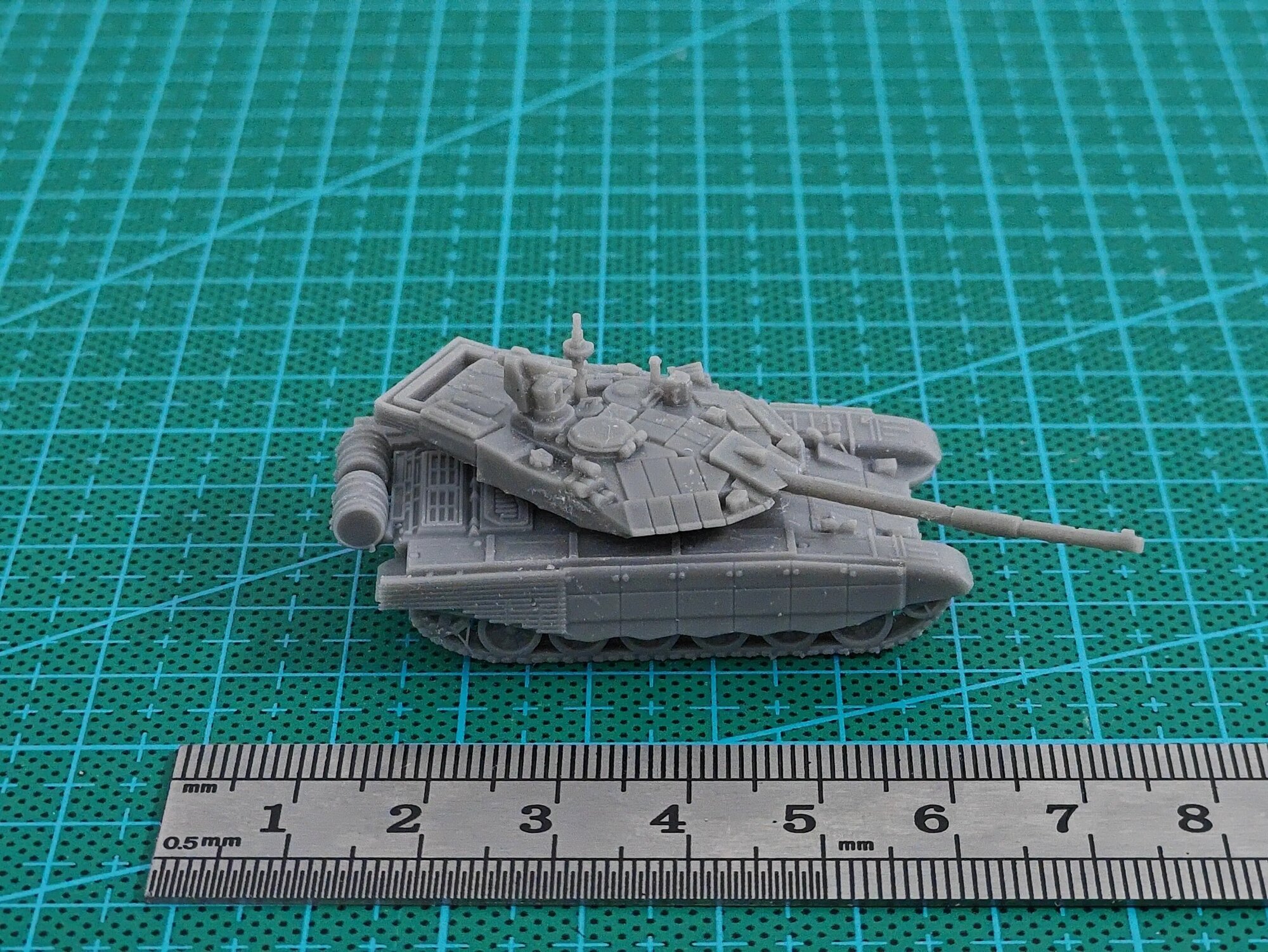 Комплект модели Основного боевого танка T-90AM в масштабе 1/144