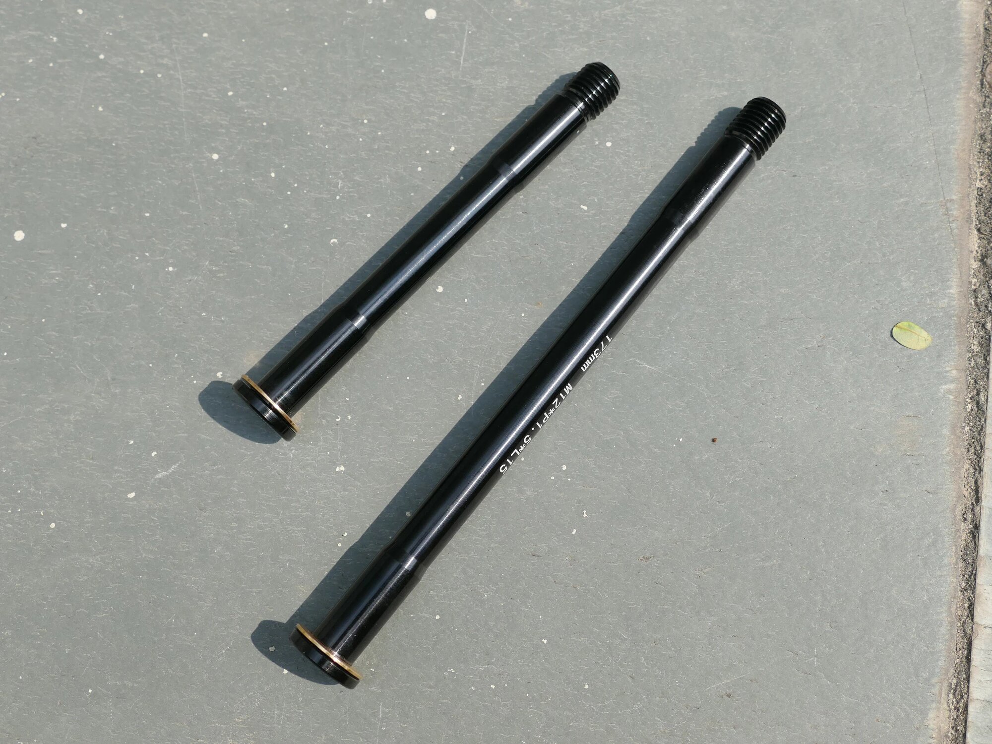 Велосипедная вилка алюминиевая 100 мм, Rear Axle