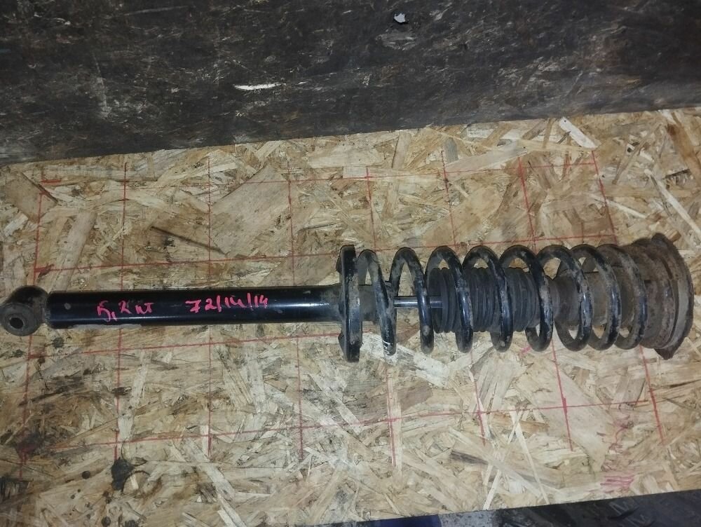 Амортизатор в сборе Audi 80 b3 Б/У с пробегом