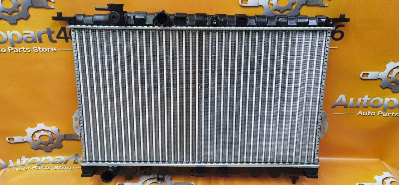 Радиатор охлаждения Хёндай Соната тагаз Hyundai Sonata 98-13 МКПП аналог