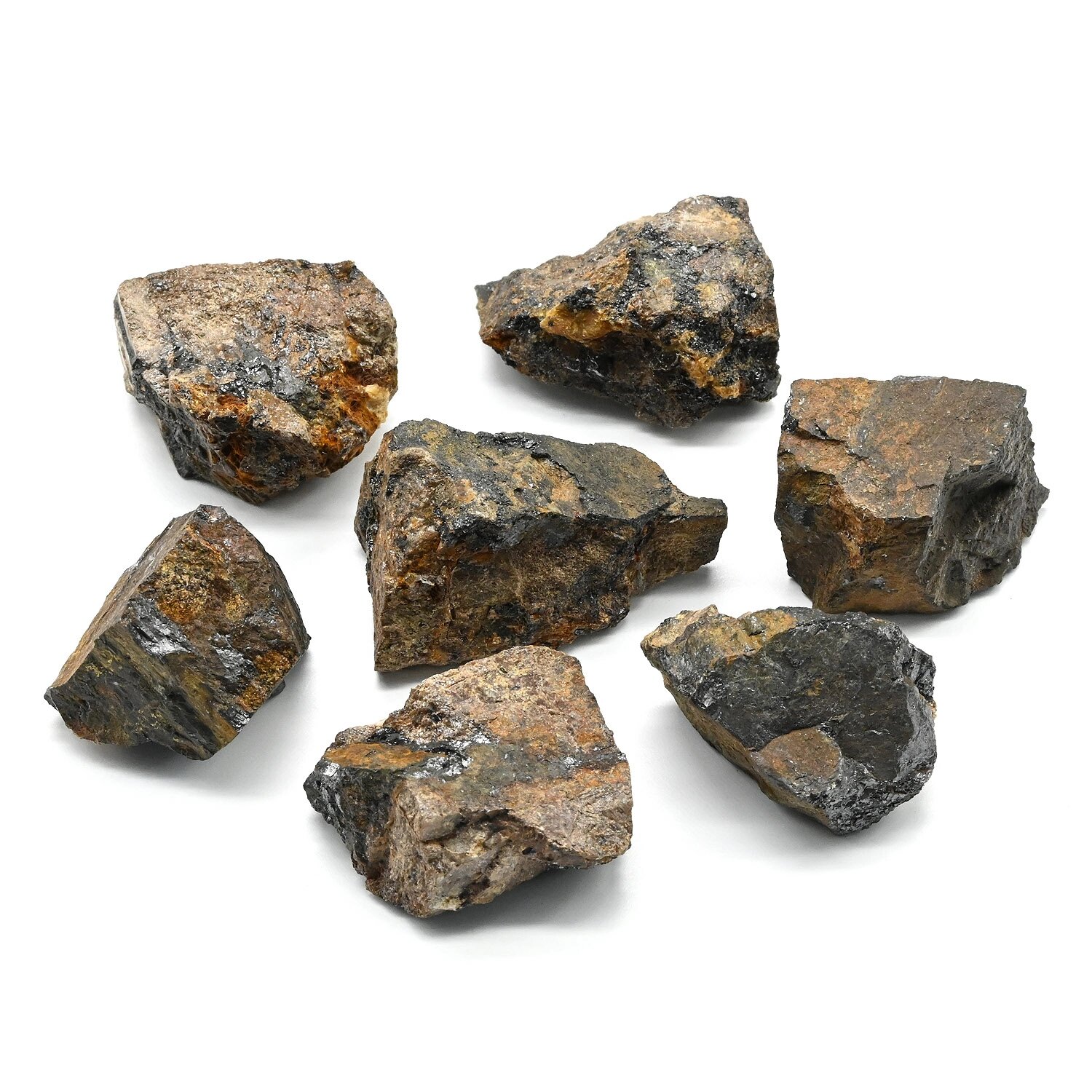 Минерал ильменит 26*18*13мм, 15-19г .