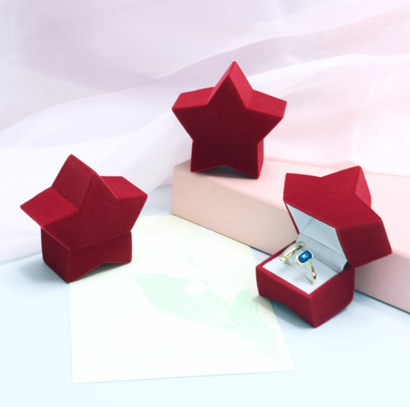 Коробочка для кольца, футляр под серьги в виде звезды