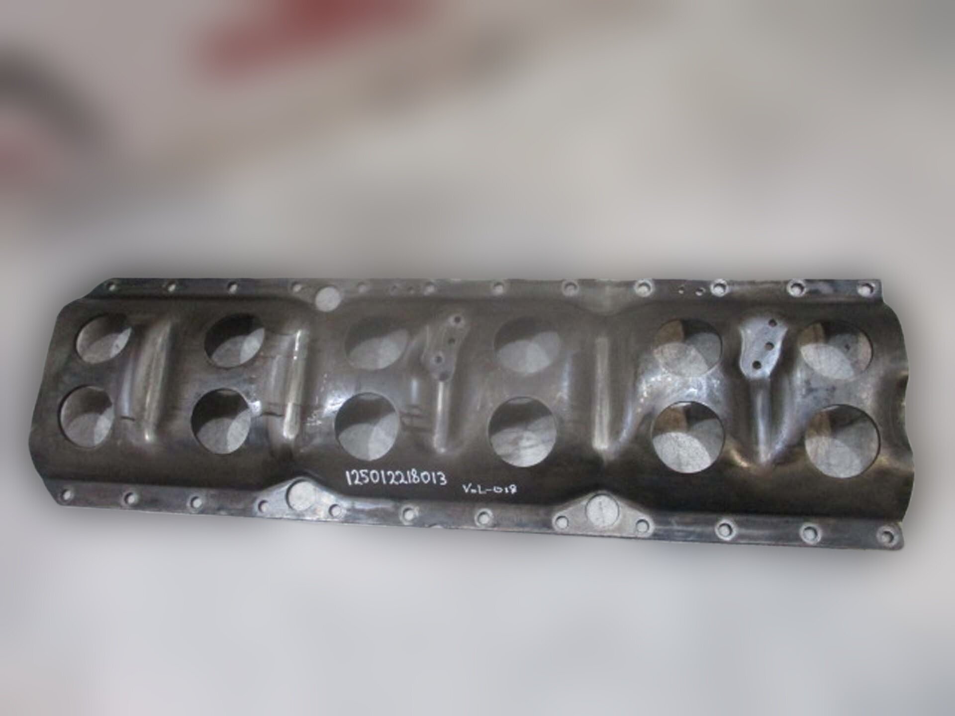 Маслоотражатель двигателя D13A Volvo FM, FH