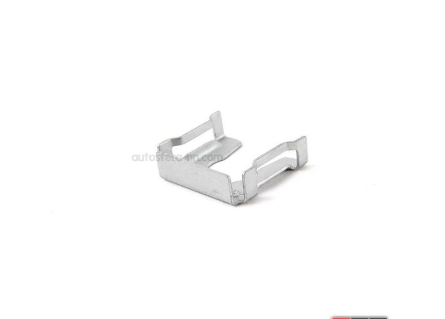 VAG 037133047 Скоба крепления топливной форсунки