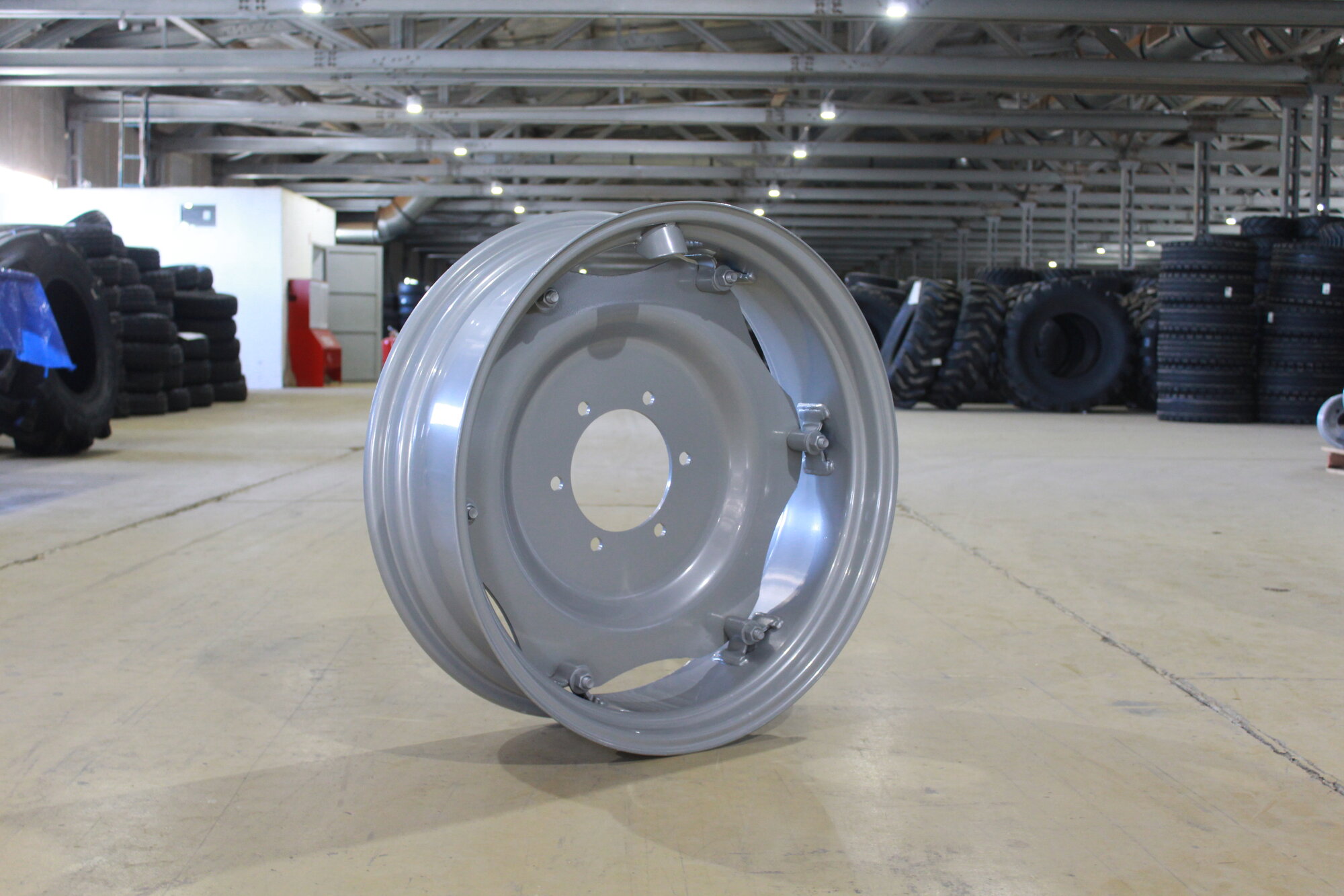 X871545 диск колеса W9x28 (230-180-6) ET61 RAL9006 (COPRA`H)