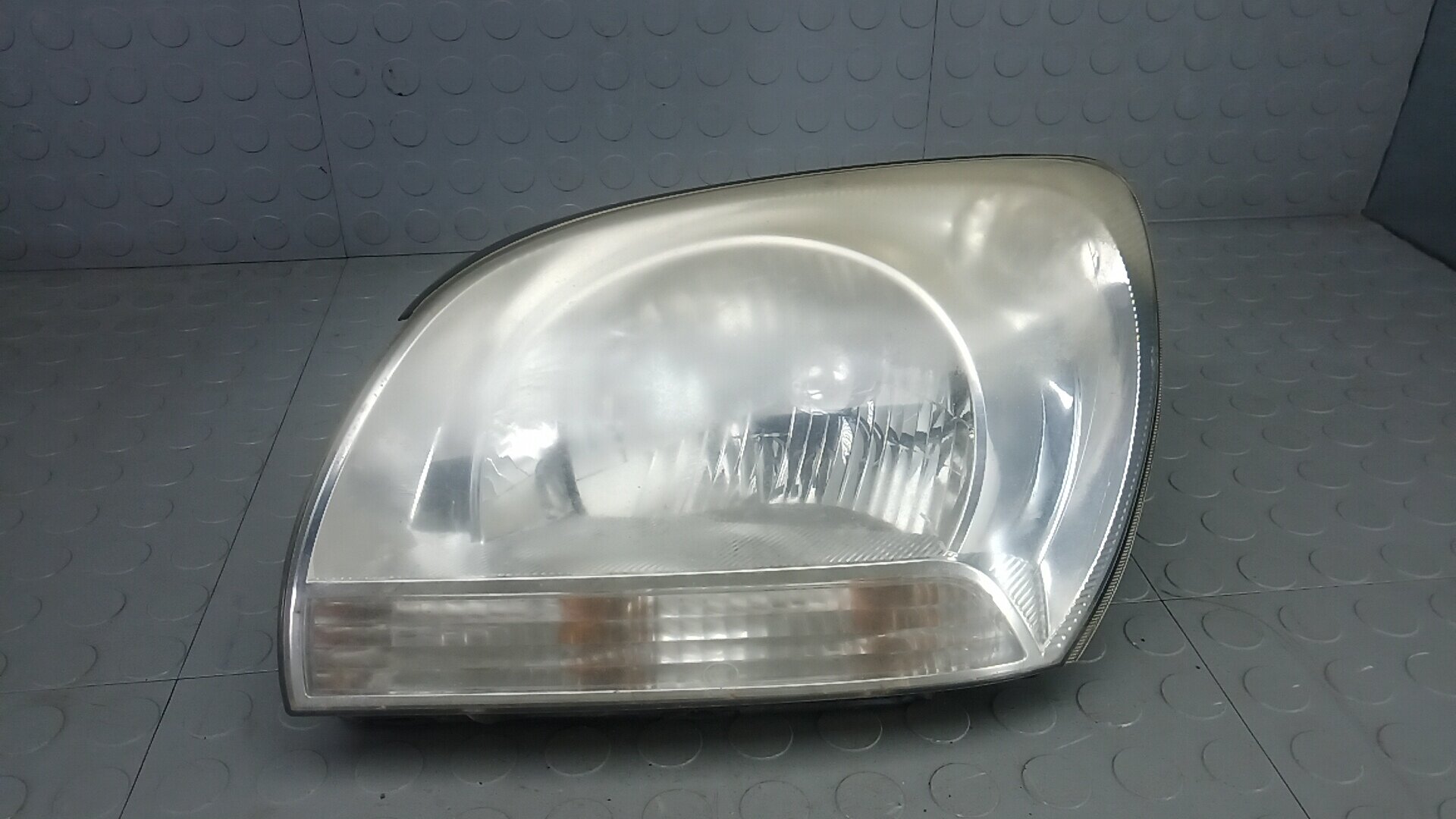 Фара левая KIA SPORTAGE 2