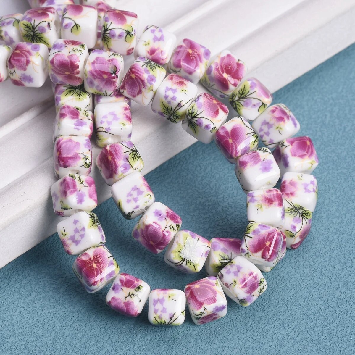 Бусины керамические кубики с цветами, 8,5 мм, Цвет: B Purple