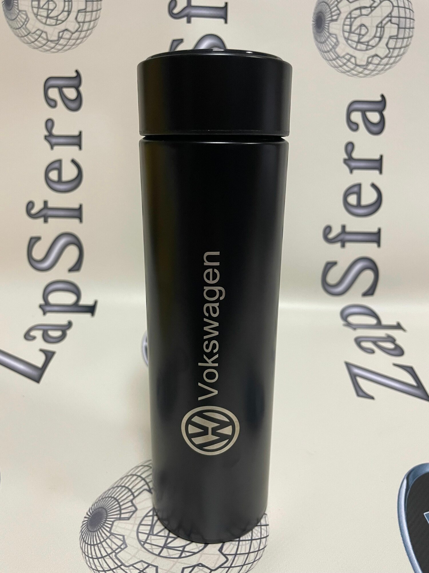Термос автомобильный Volkswagen c датчиком 500 мл