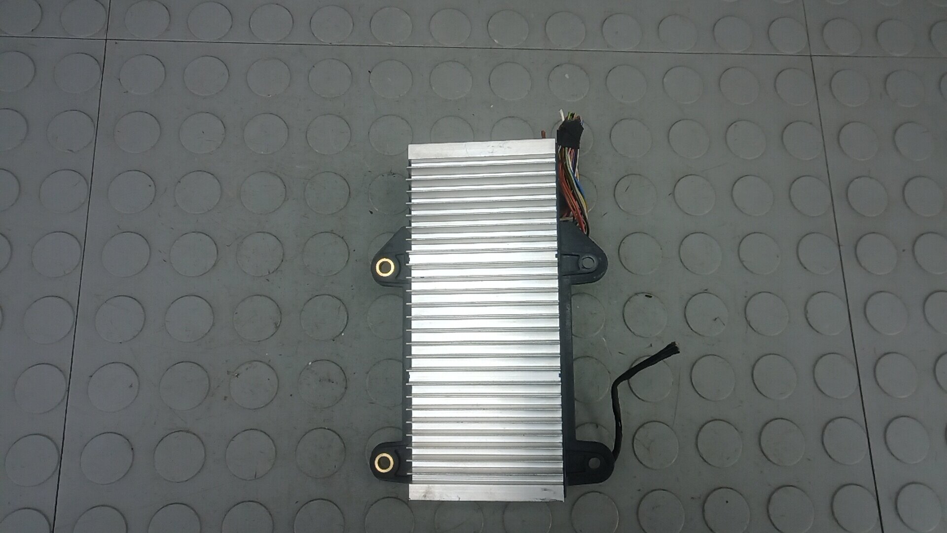 Блок бортовой сети (блок управления BCM) BMW 7 E65, Номер 5900610323