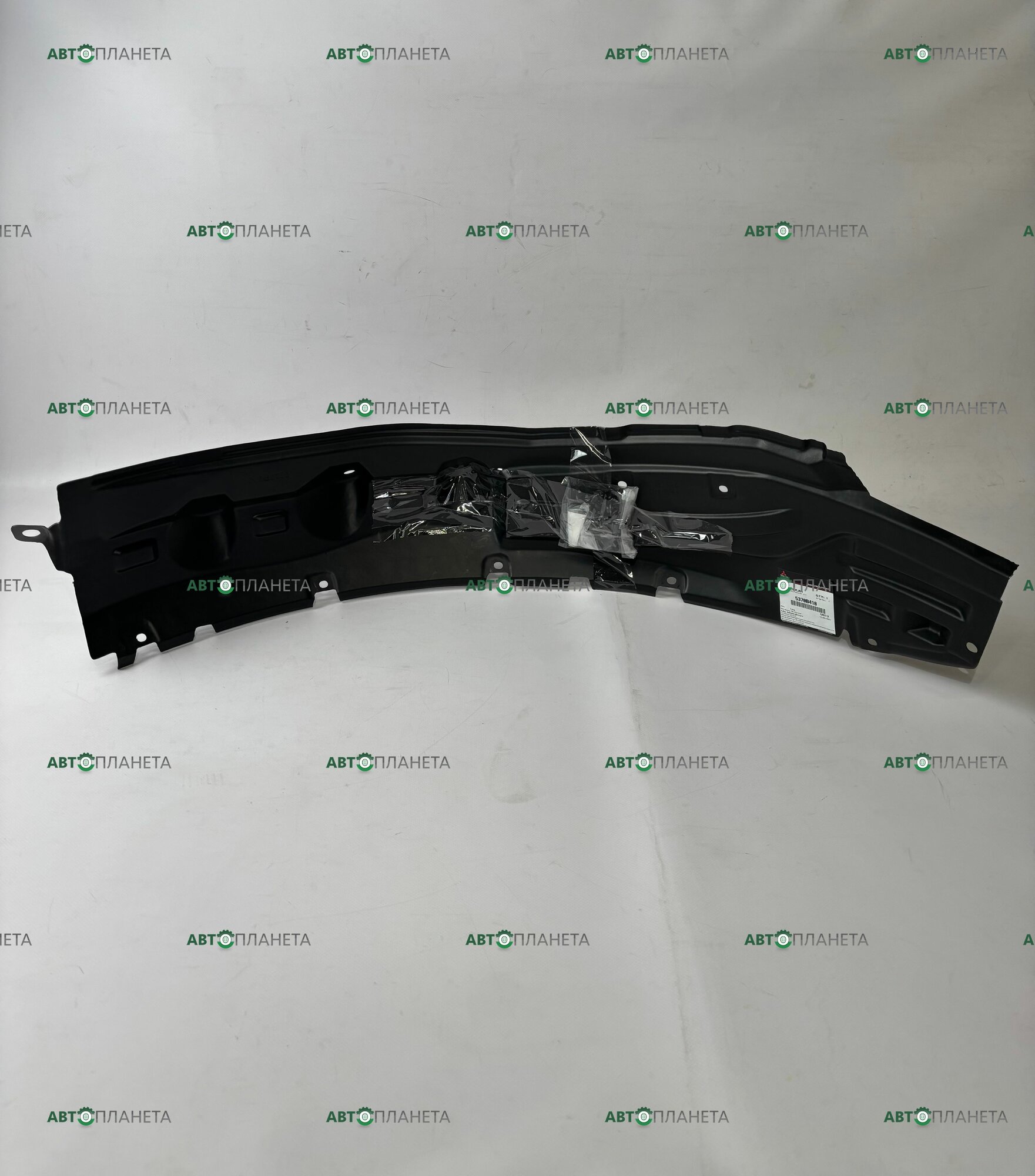 Подкрылок передний правый Mitsubishi 5370B418