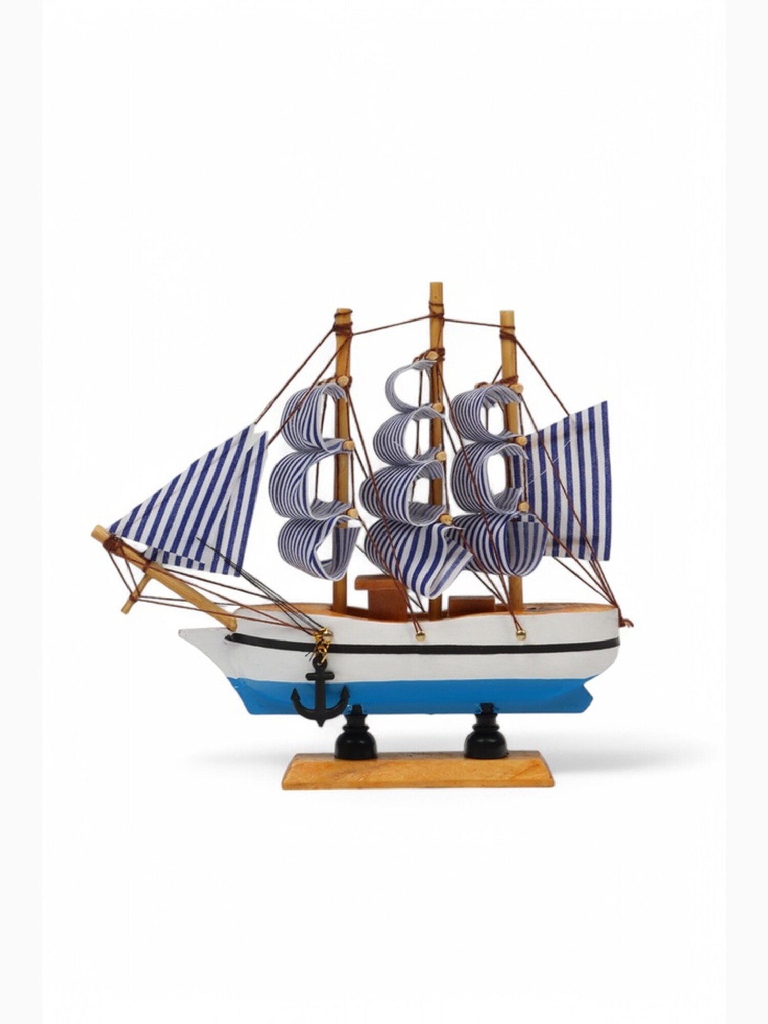 Сувенирная модель корабля «Эмма», 16×5×16 см, бело-синие паруса