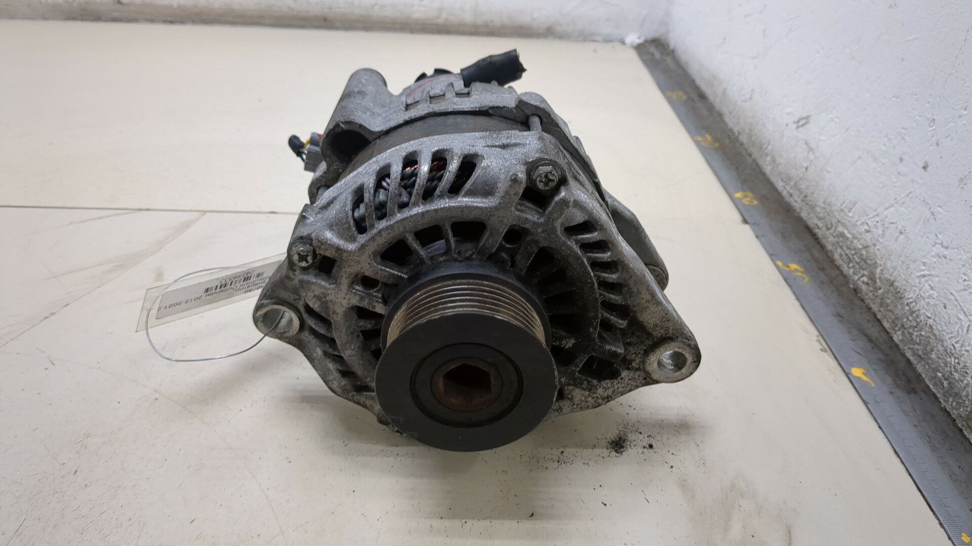 Генератор Mitsubishi Outlander Б/У