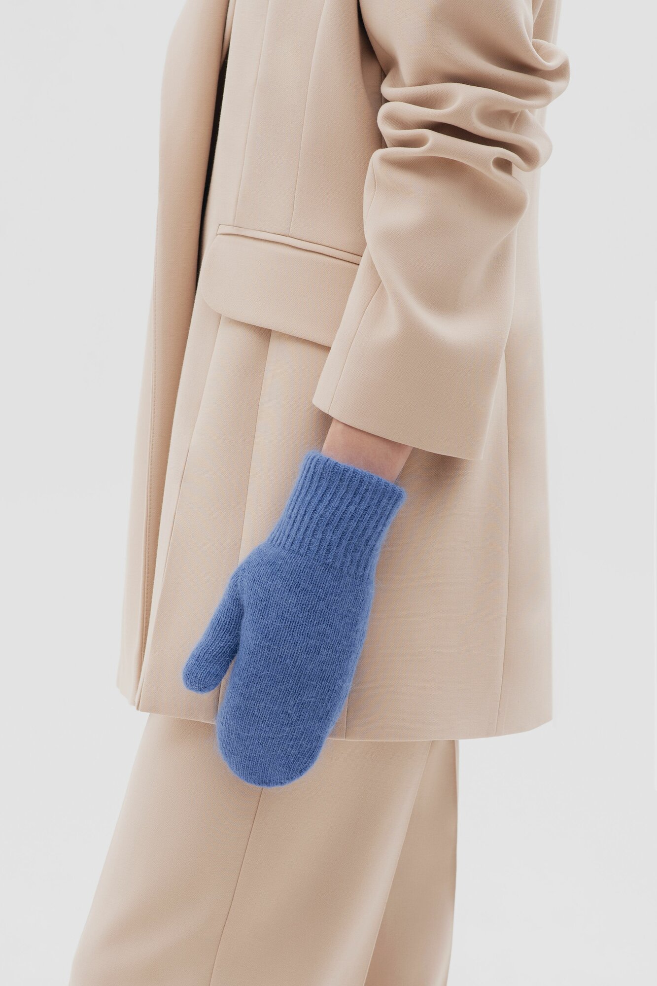 Варежки для женщин