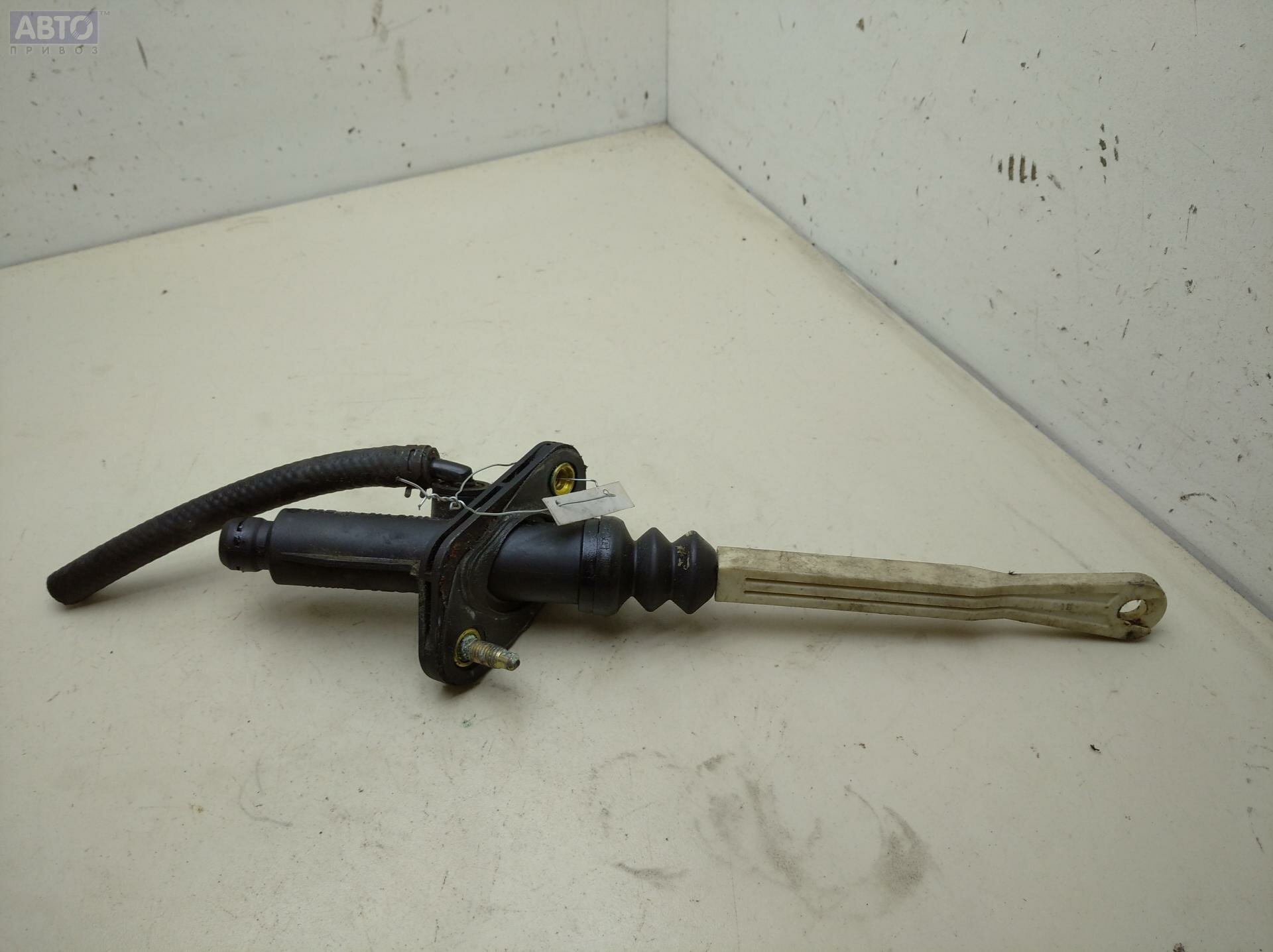 Цилиндр сцепления главный Volvo 850