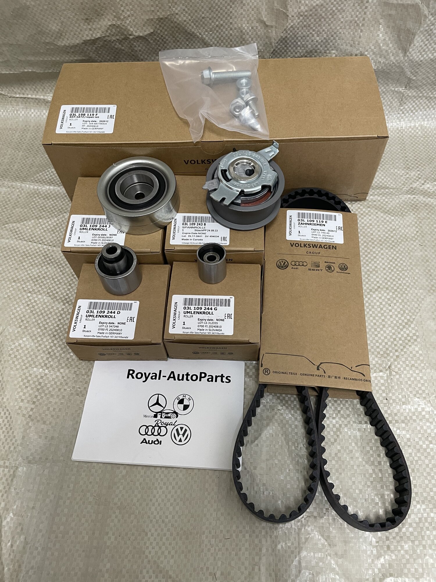 Комплект ГРМ 03L198119F для Volkswagen