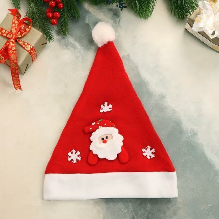 Колпак новогодний "Дед Мороз и снежинки" 29х40 см