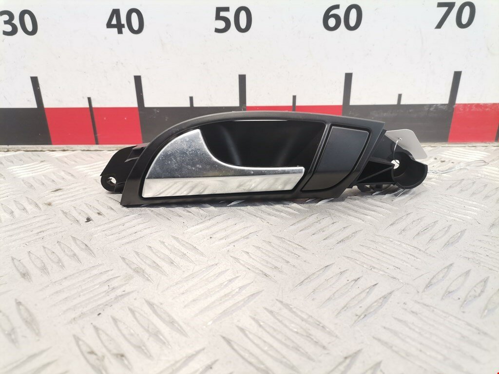 Ручка двери внутренняя задняя левая Audi Q7 4L 4L0837019A арт. 1021960