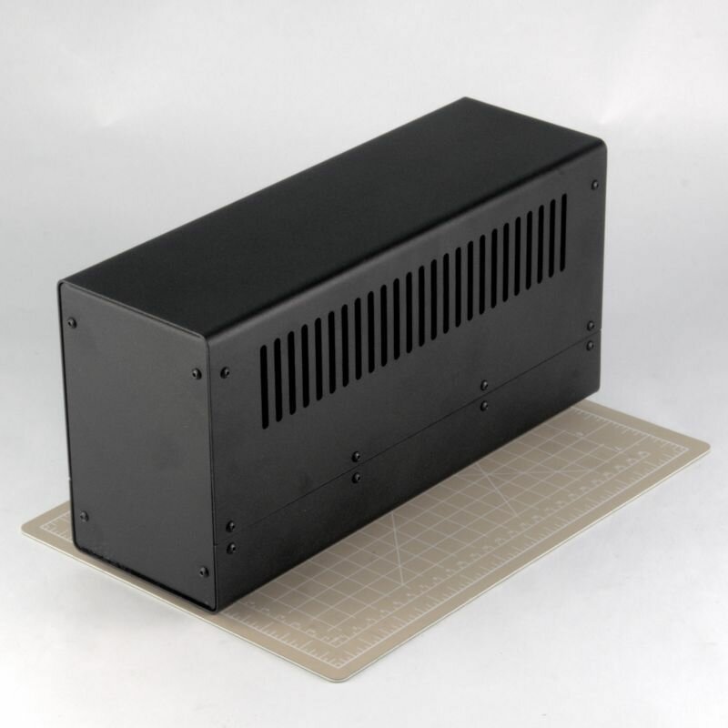 UC100x300-150 Универсальный металлический корпус для радиоэлектронных устройств.