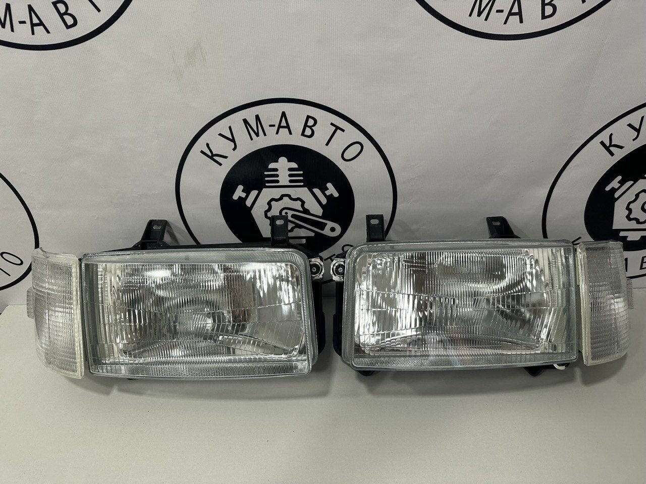 Фары с поворотниками белыми Фольксваген Транспортер Т4 VW Transporter T4 depo тайвань отличное качество