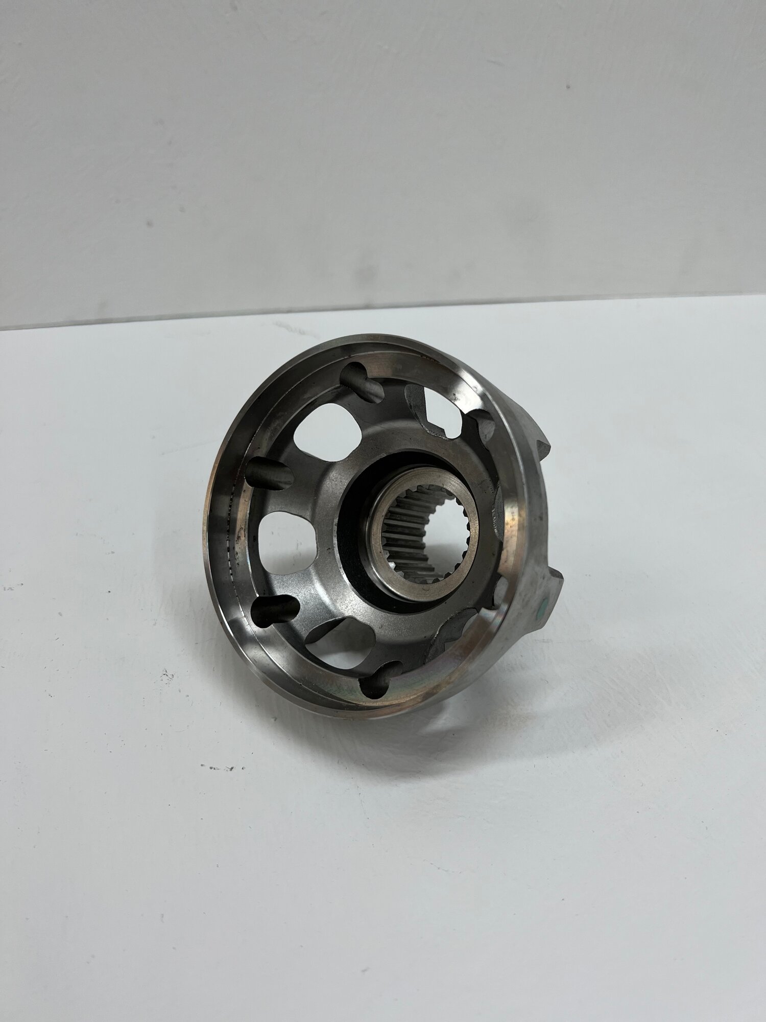 Фланец раздаточной коробки Mercedes A4632820445