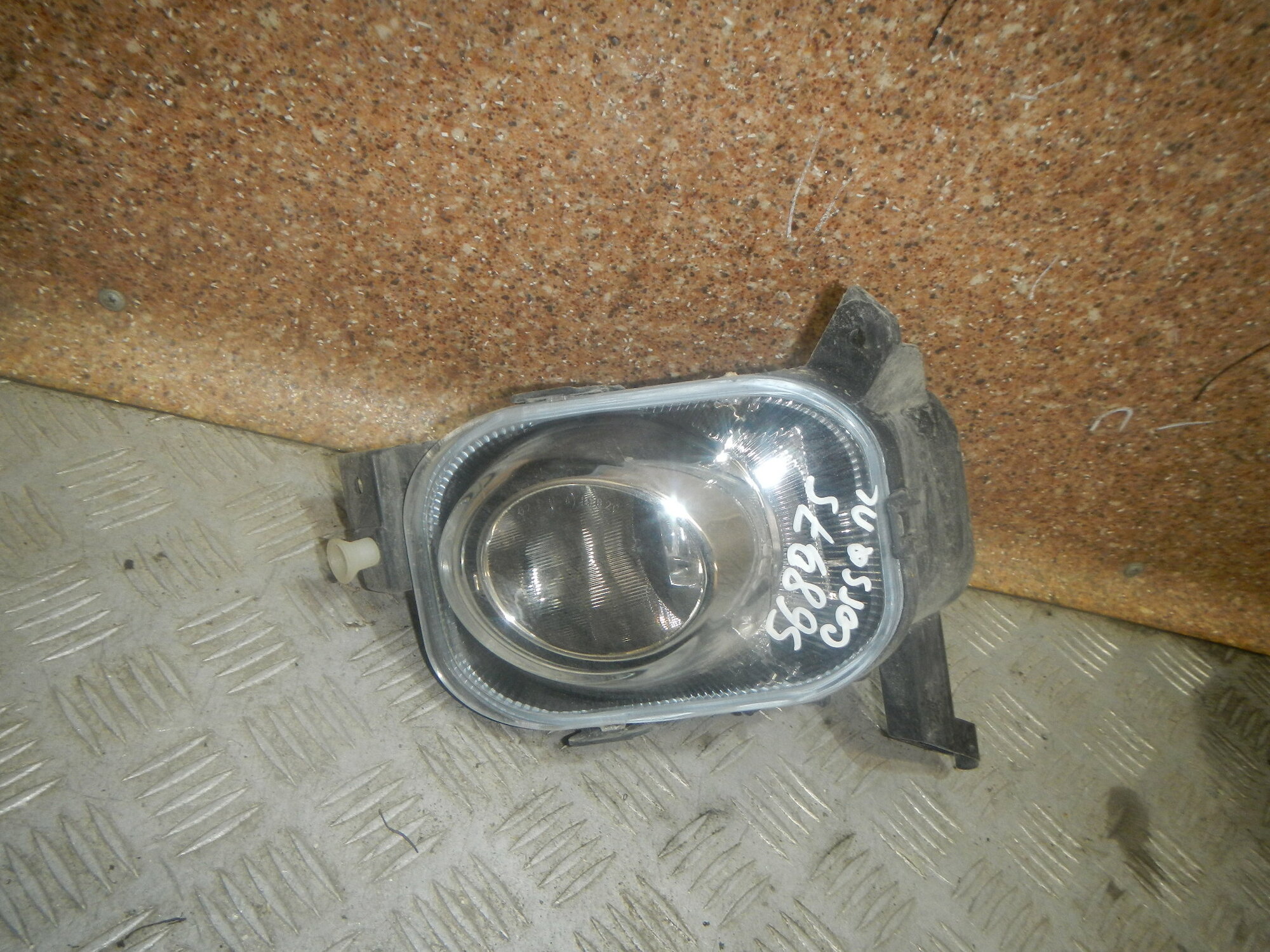 Б/У Фара противотуманная левая, Opel (Опель)-CORSA D (06-) OPEL CORSA D (06-) Depo Дубликат, без видимых повреждений. 568...