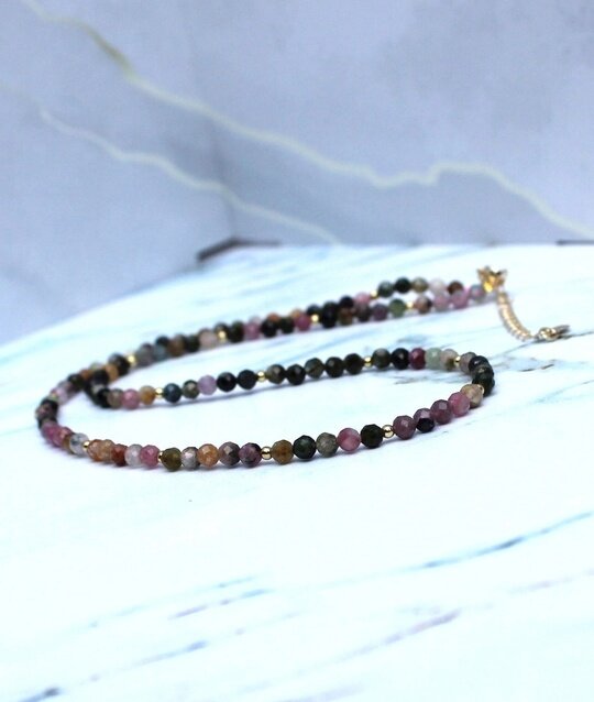 Бусы, турмалин