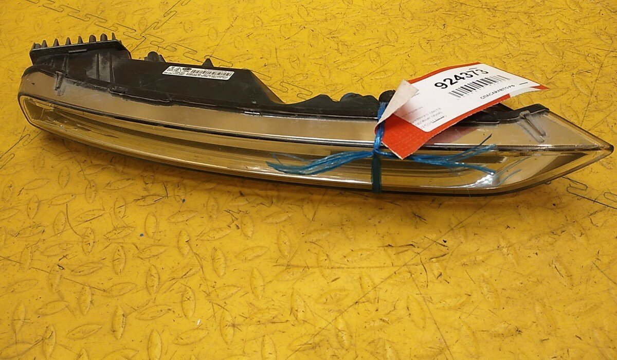 Фара правая Cayenne Porsche 7P5941182J