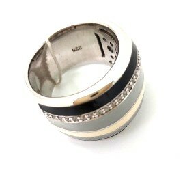 Кольцо широкое, серебро, 925 проба, родирование, фианит, эмаль