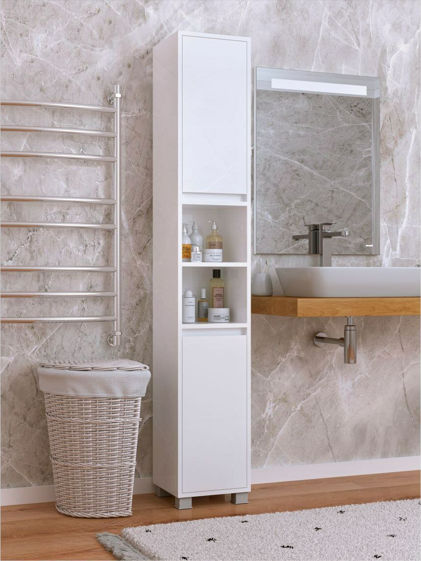 Шкаф пенал в ванную напольный