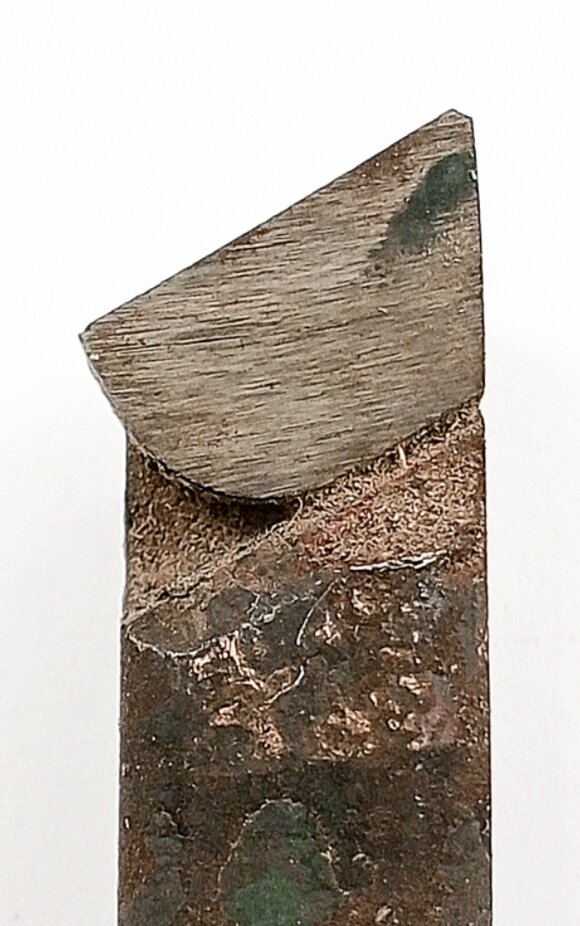 Резец для фаски и конуса 25х16х150 Т15К6