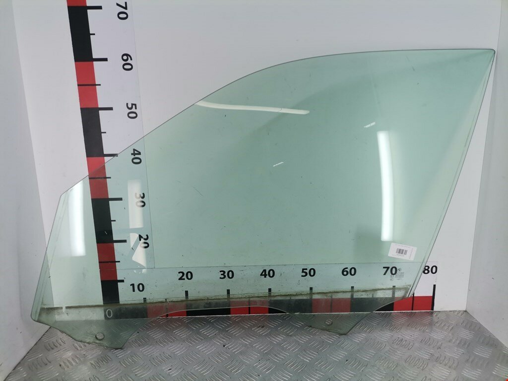 Стекло двери передней левой BMW X5 (E70) 51337137013 арт. 1848229