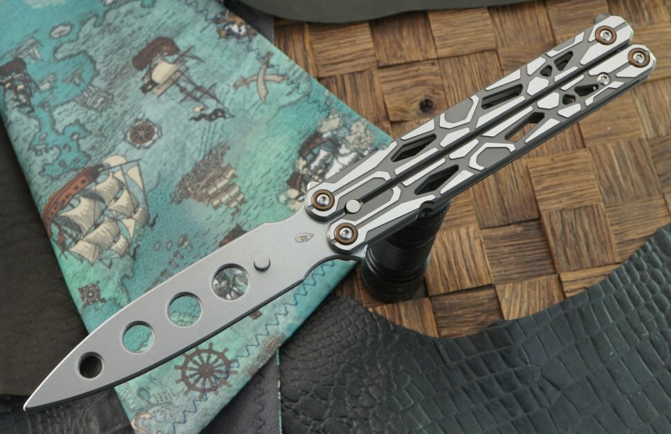 Тренировочный нож-балисонг Reptilian Киборг 04