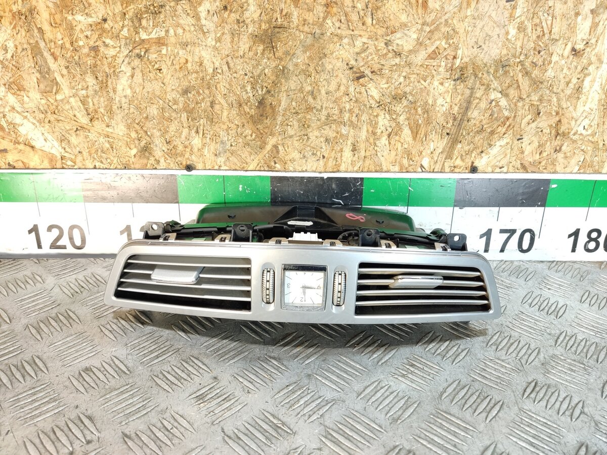 Дефлектор воздушный MERCEDES S w221 2218300954