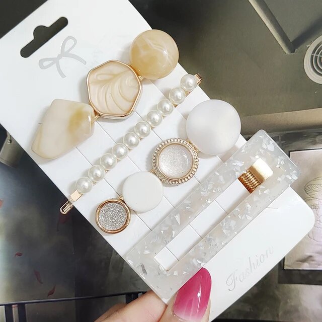 Корейские заколки для волос с жемчугом и кристаллами B47