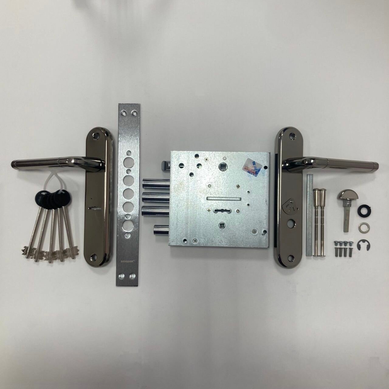 Комплект замок сувальдный и ручка BORDER К 9-8 з (77937) левый