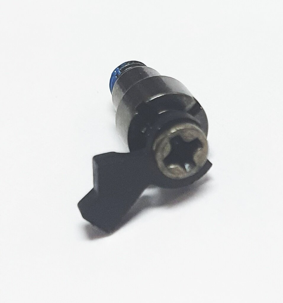 Фиксатор MSI E27-7D25010-H75, крепления SSD, оригинальный, для материнских плат MSI, ASRock, GIGABYTE и др.