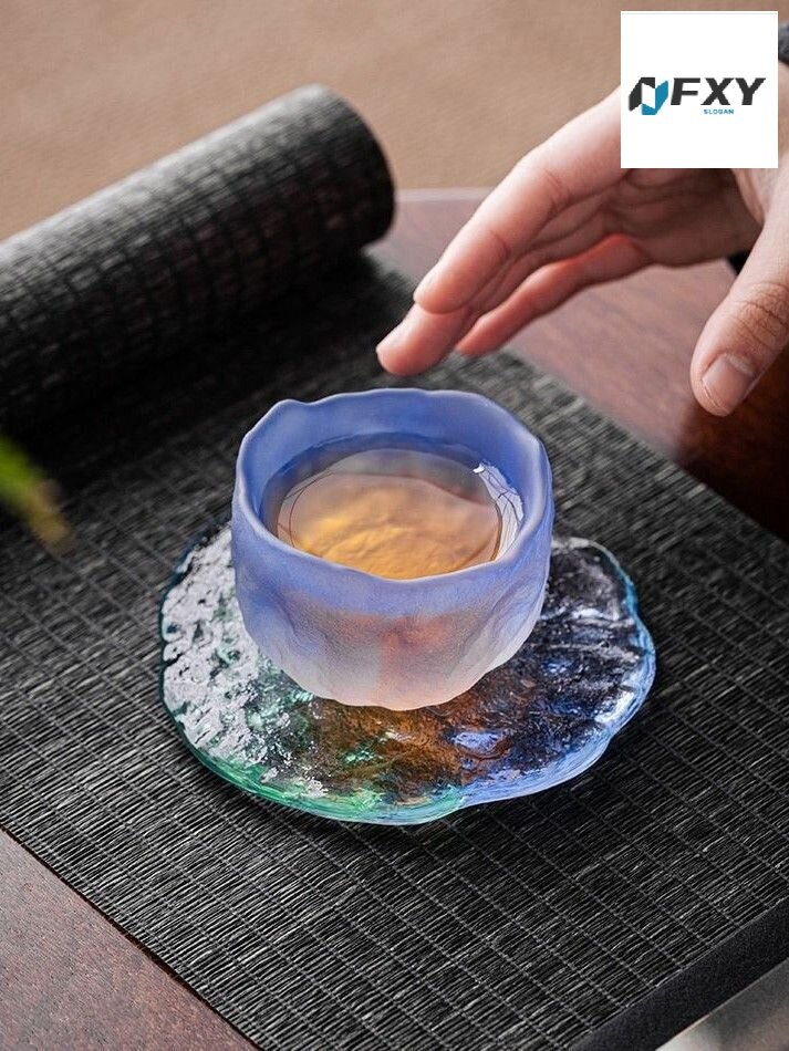 Чашки "2025", фарфор, ручная выдувка, хрусталь, набор 1 чашка + блюдце