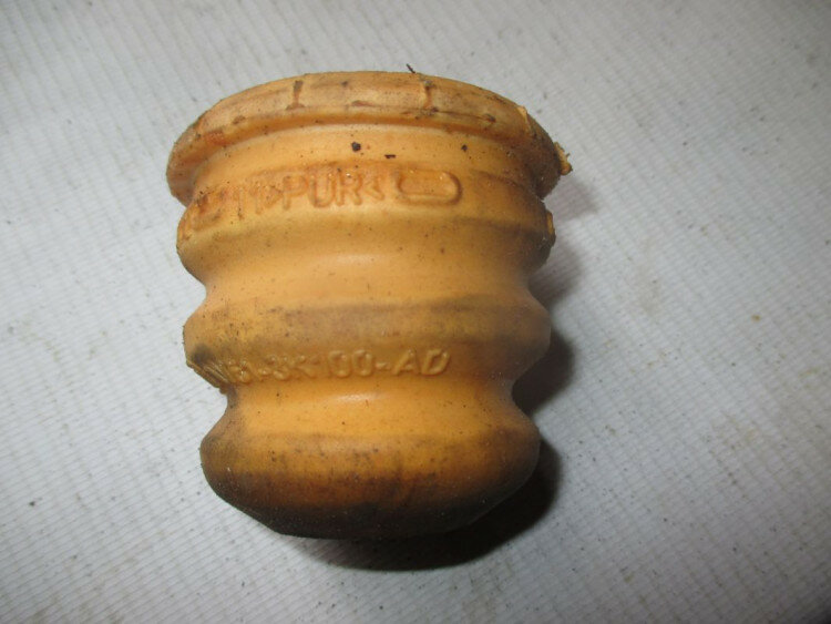 Отбойник амортизатора переднего 1710056, 1740047, AV613K100AD BV613K100AA Форд Фокус 3