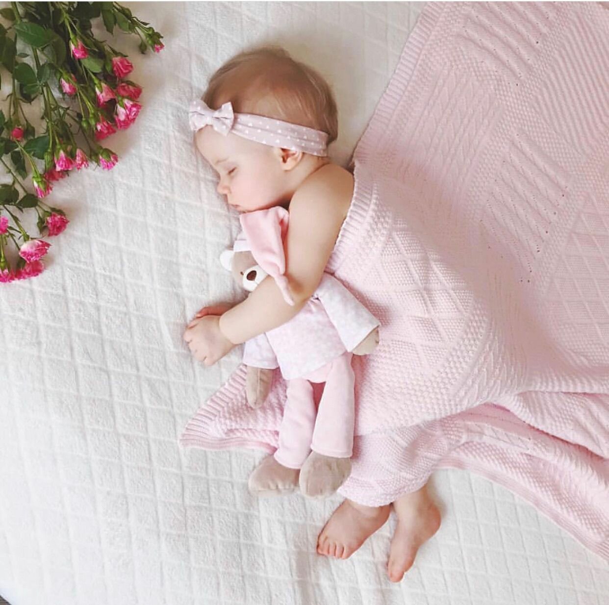 Мишка для сна розовый