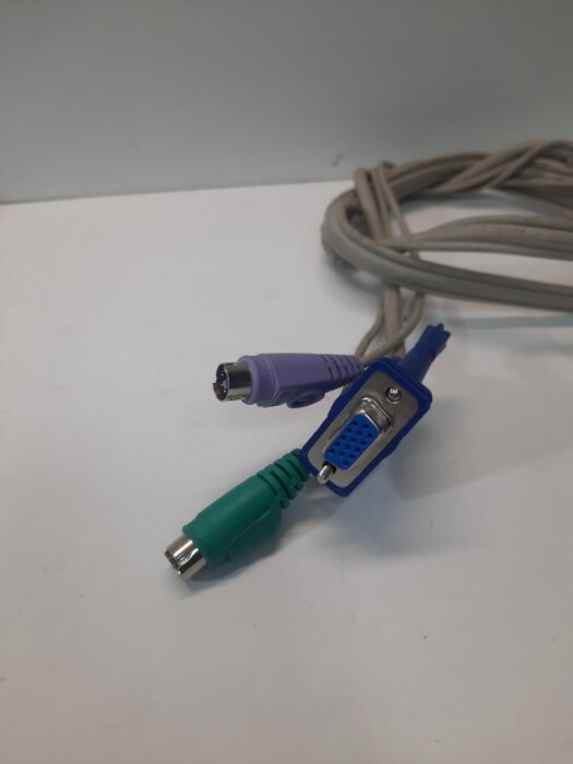 Кабель KVM 1.0 м белый