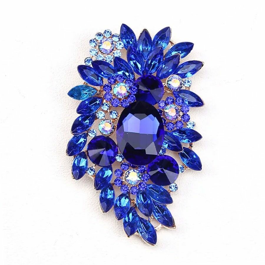 Брошь, хрусталь, стразы