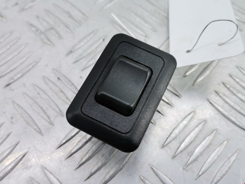 Кнопка стеклоподъемника Volvo 850 03838658 арт. 2001577