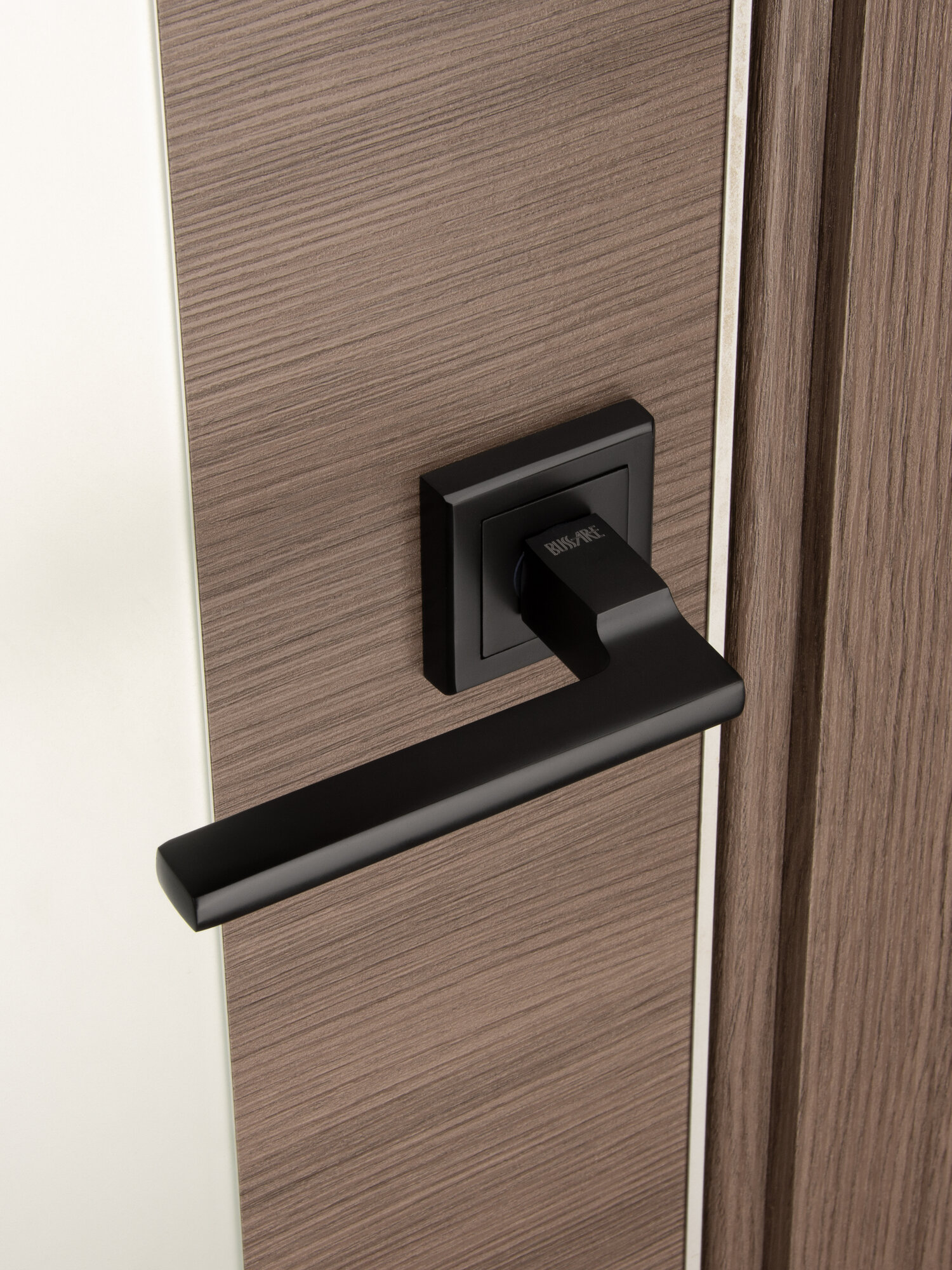 Ручка дверная на квадратной накладке BUSSARE PINADO A-31-30 BLACK | черная