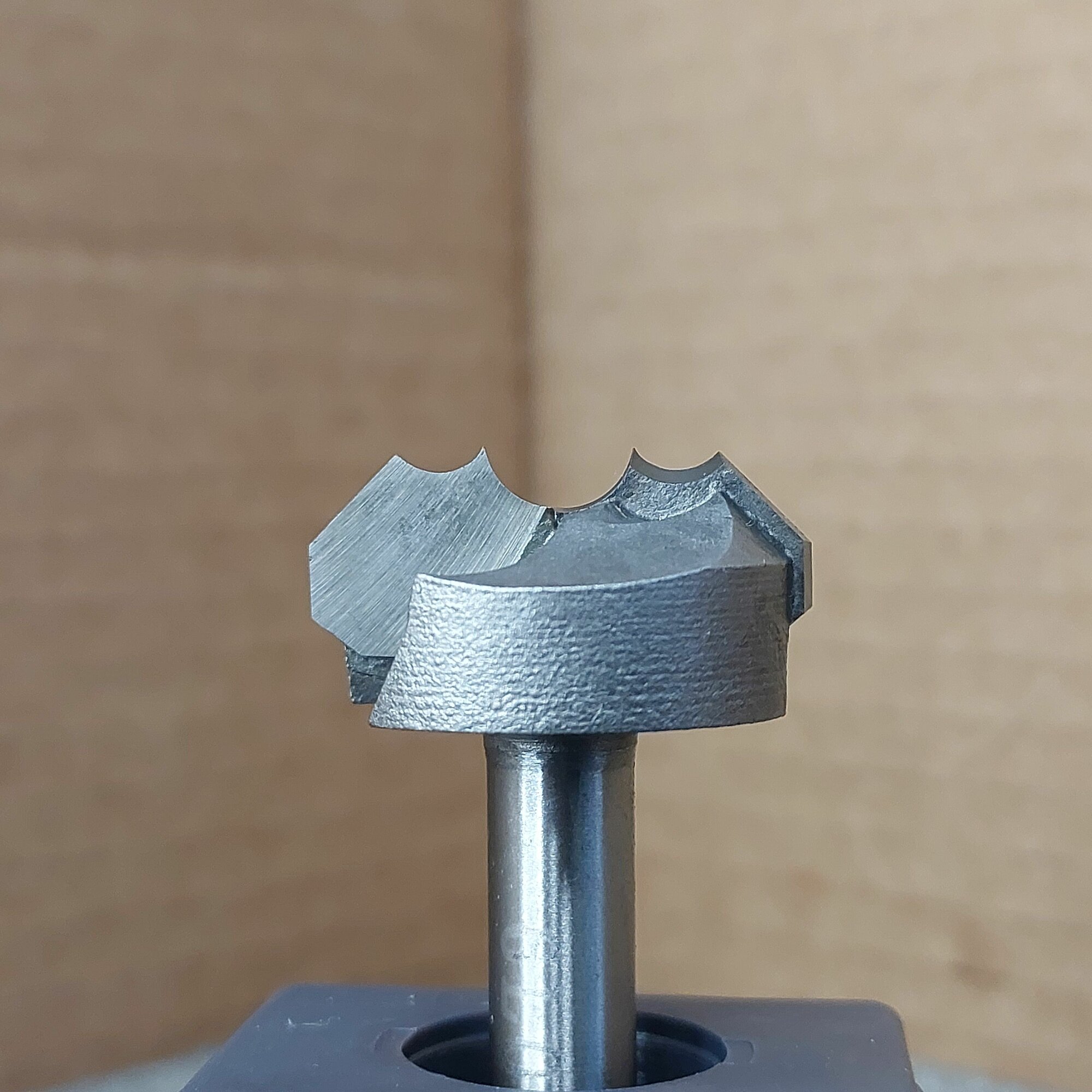 Фреза для розеток R:4mmГлобус 1027 D:28mm I:14mm d:8mm R:4mm Арт:1027D28d8